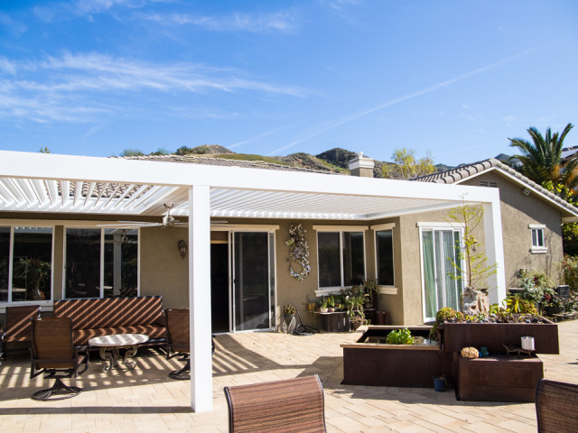 Louvered roof automatic patio cover - Patio Covers Simi Valley